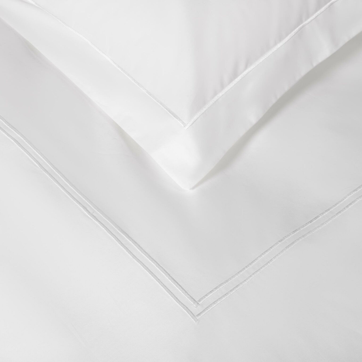 100% Cotton Duvet Covers In Various Sizes |White Recife